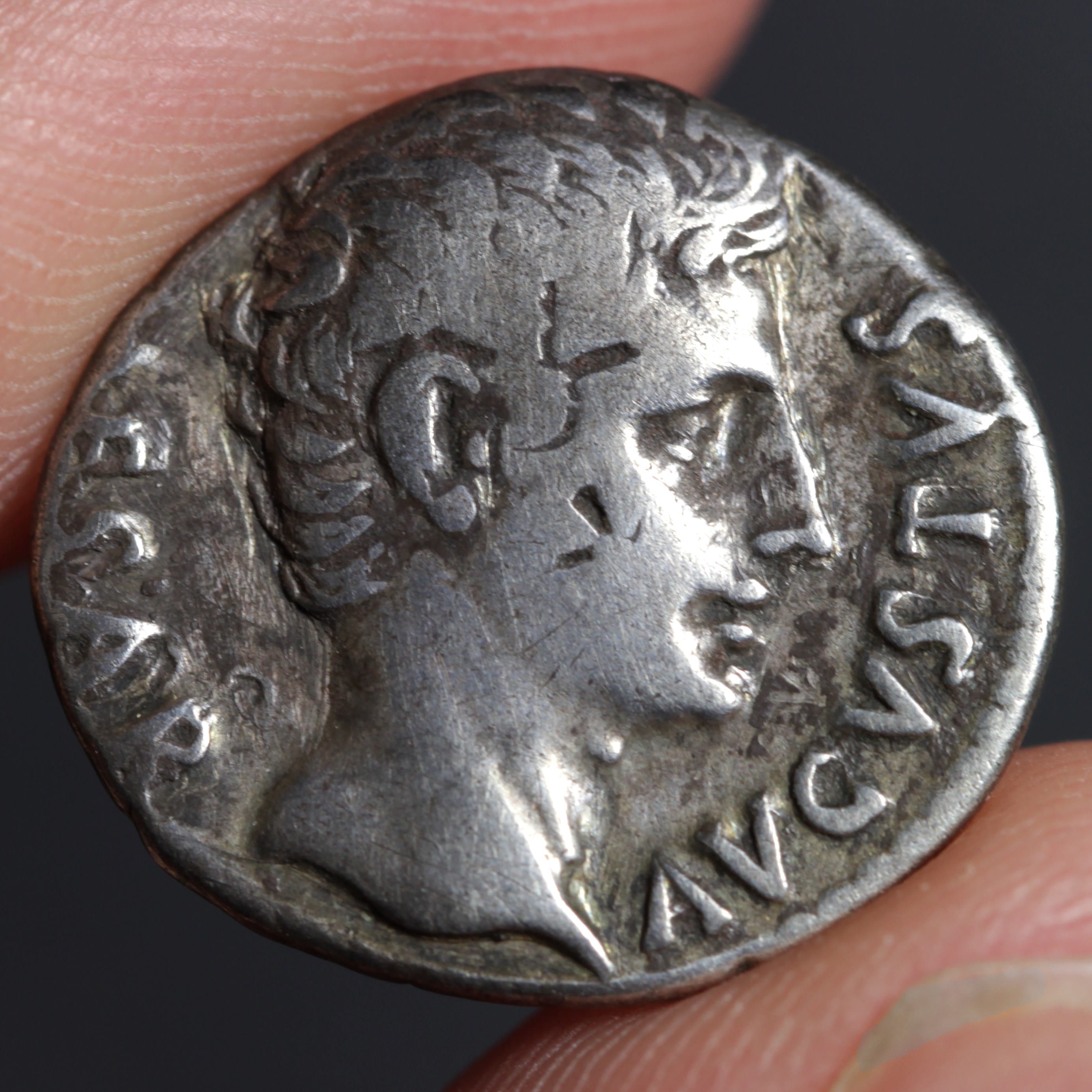 Augustus Denarius Ancient Roman Empire Silver Coin 19BC SIGNIS RECEPTI ...